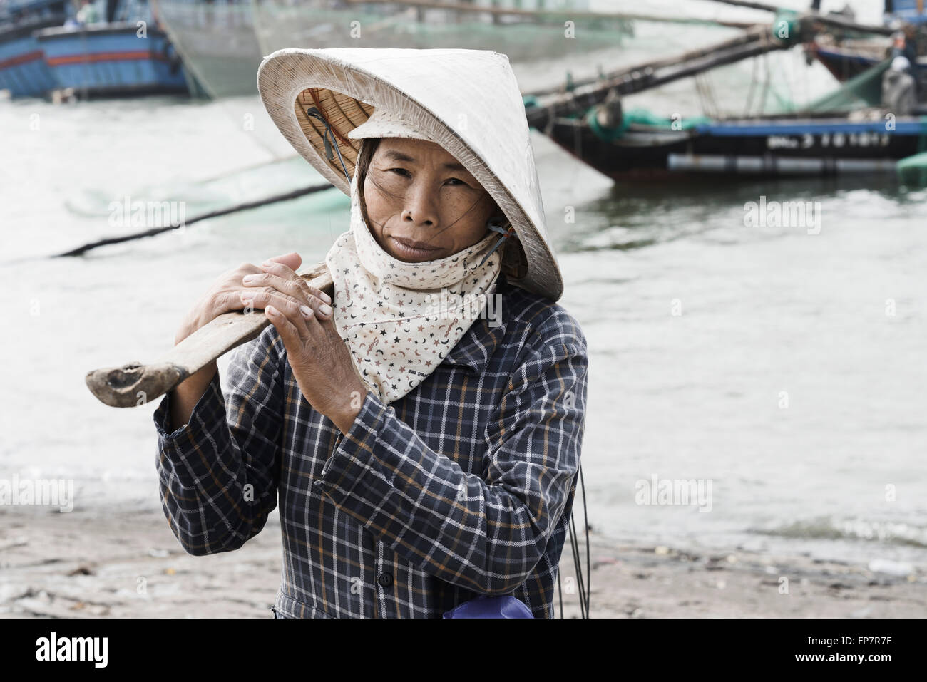 Portrait of Vietnamese woman wearing traditional conical hat Stock ...