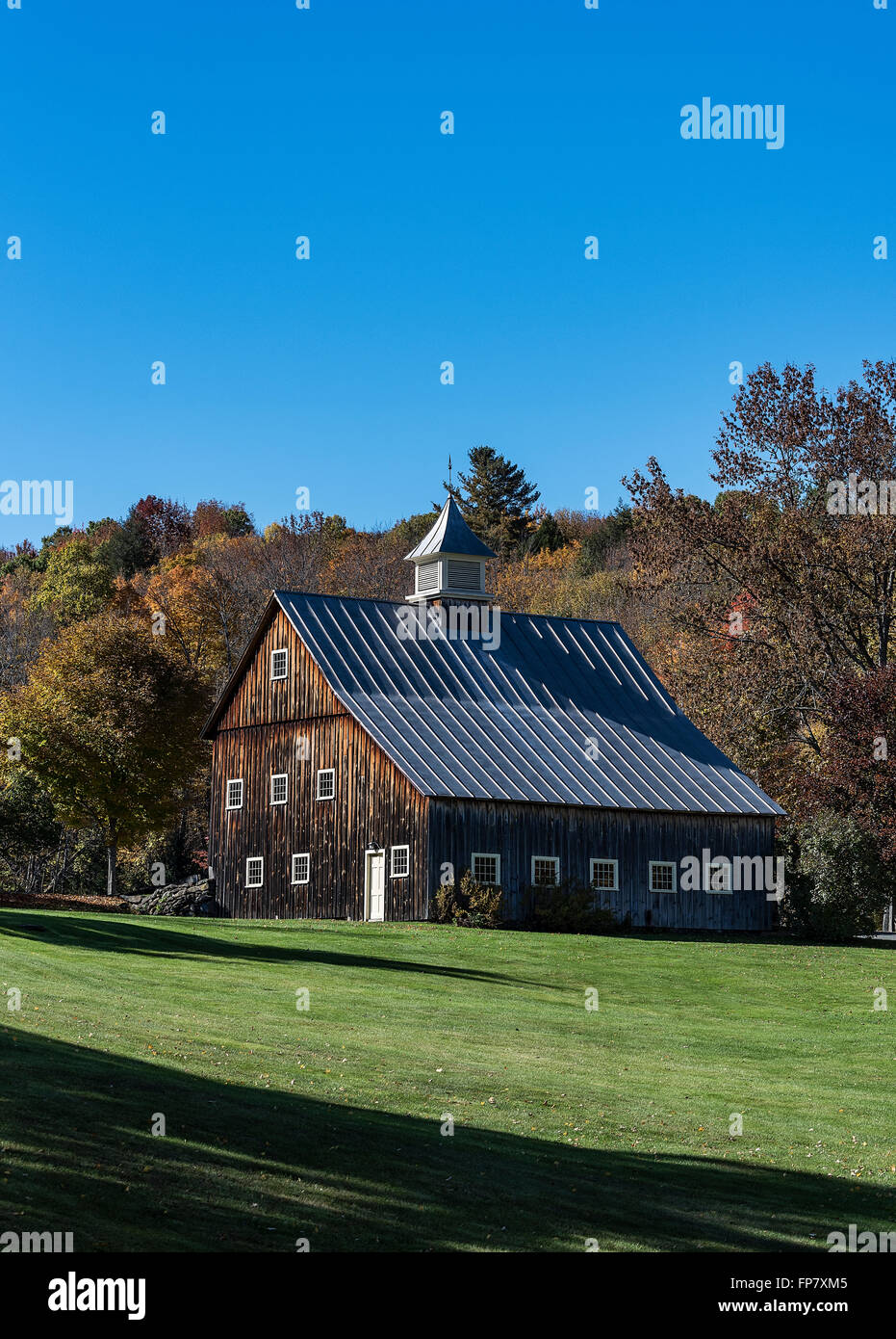 Rural new england hi-res stock photography and images - Alamy