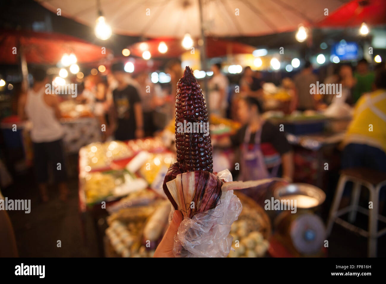 Corn on the cob stall hi-res stock photography and images - Alamy
