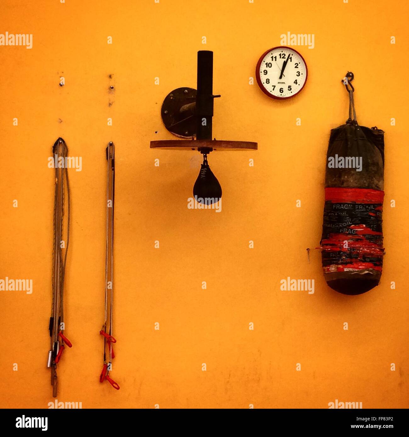 Time boxing hi-res stock photography and images - Alamy