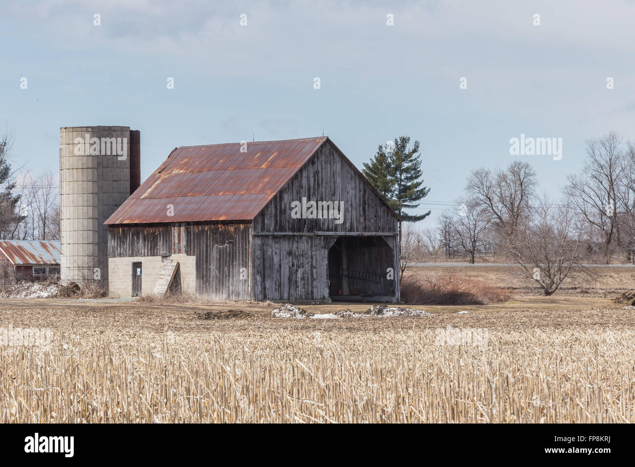 Old decrepit building hi-res stock photography and images - Alamy