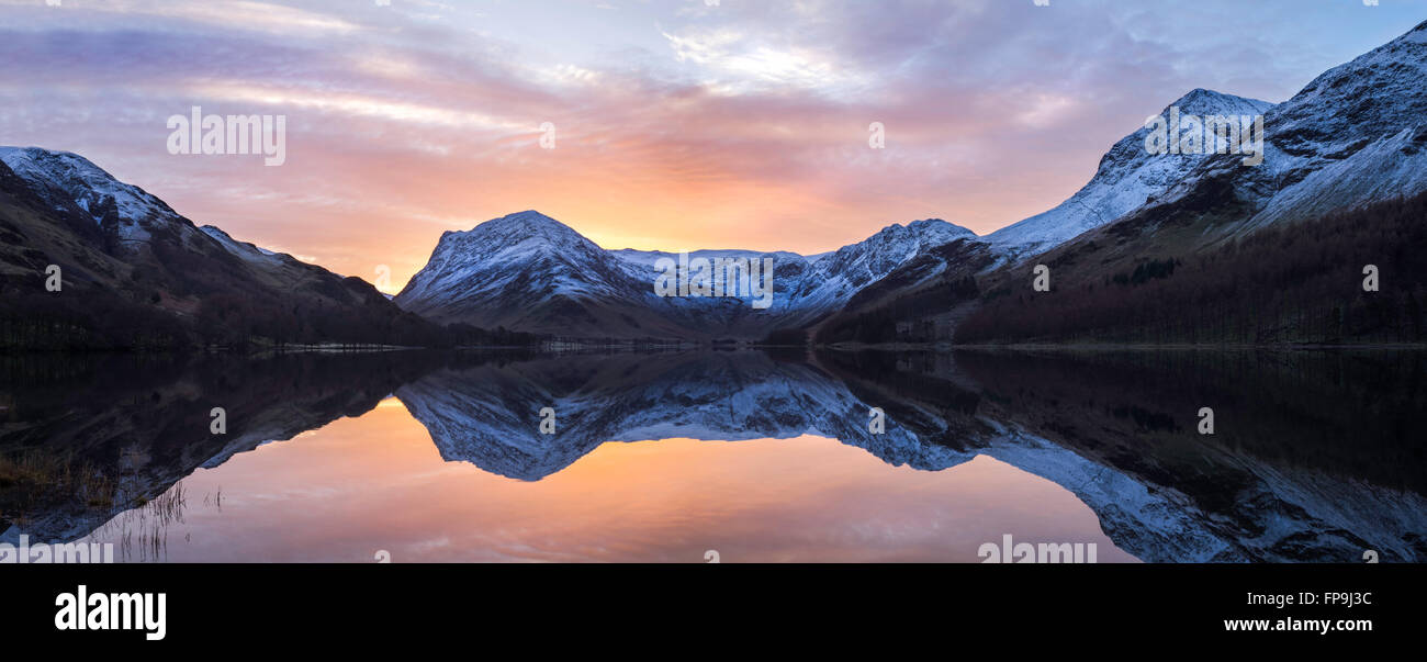 Buttermere reflections at sunrise on a frosty Winter morning. Lake ...