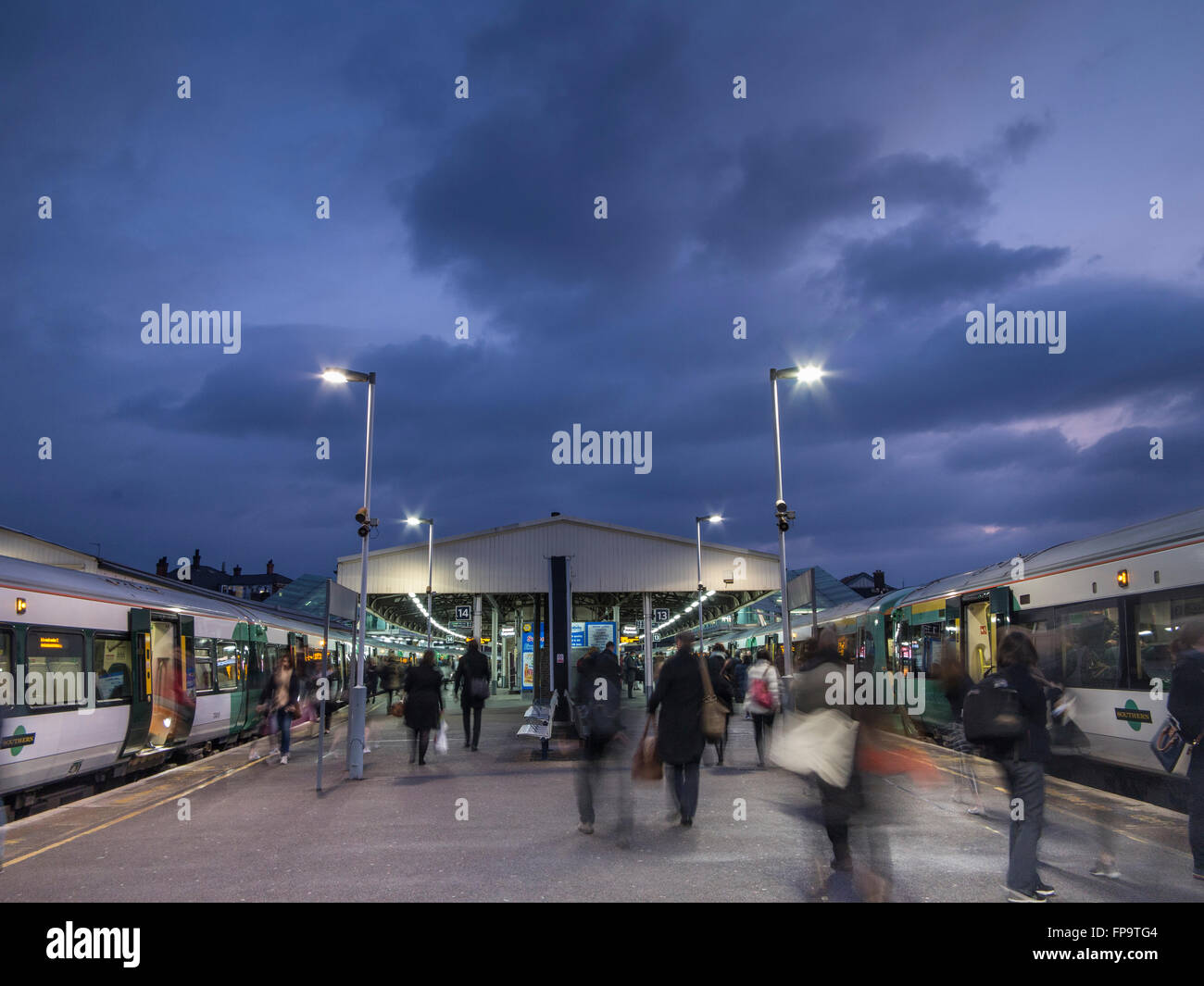 Dusk on Clapham Junction station platform Stock Photo - Alamy