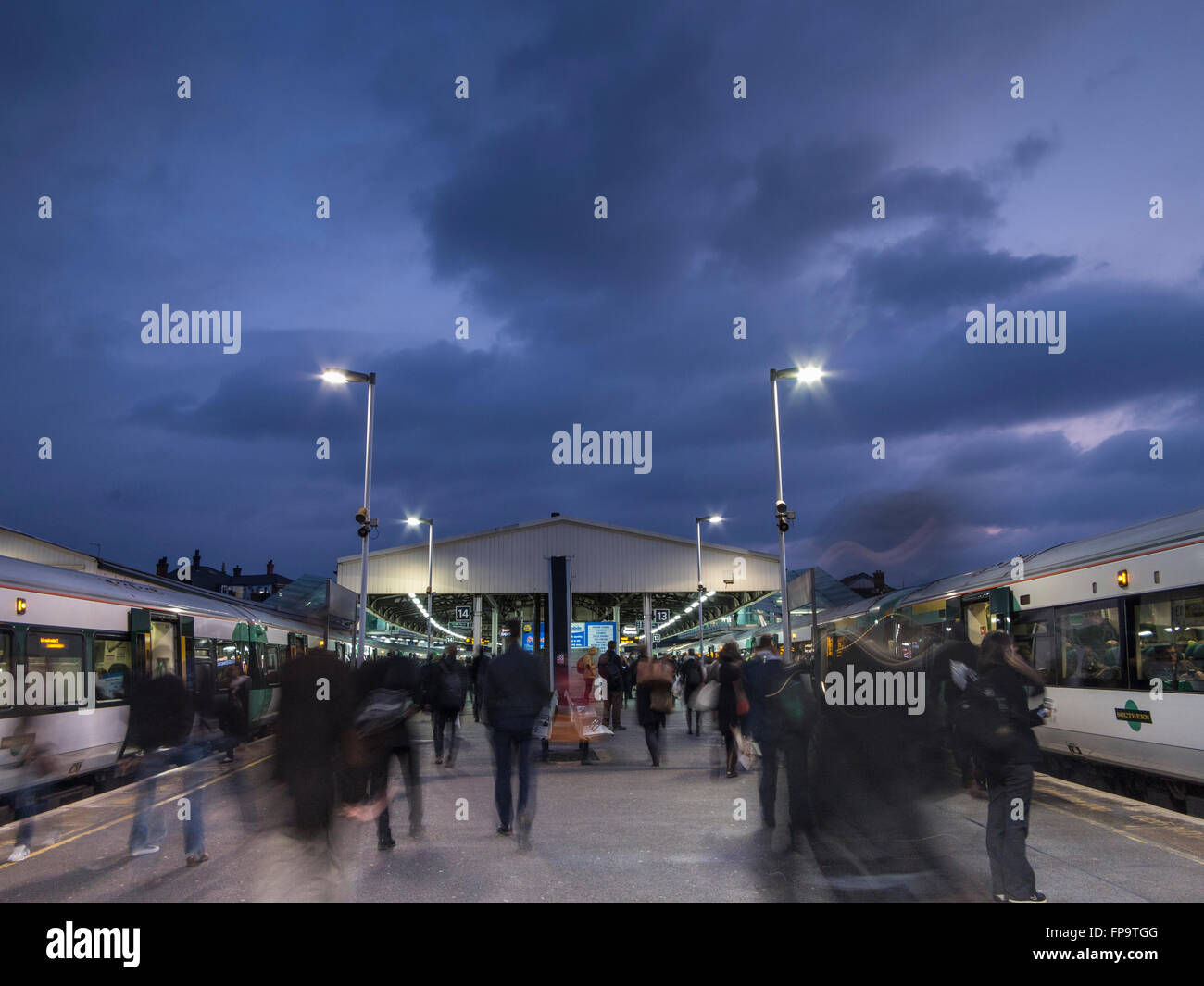 Dusk on Clapham Junction station platform Stock Photo - Alamy