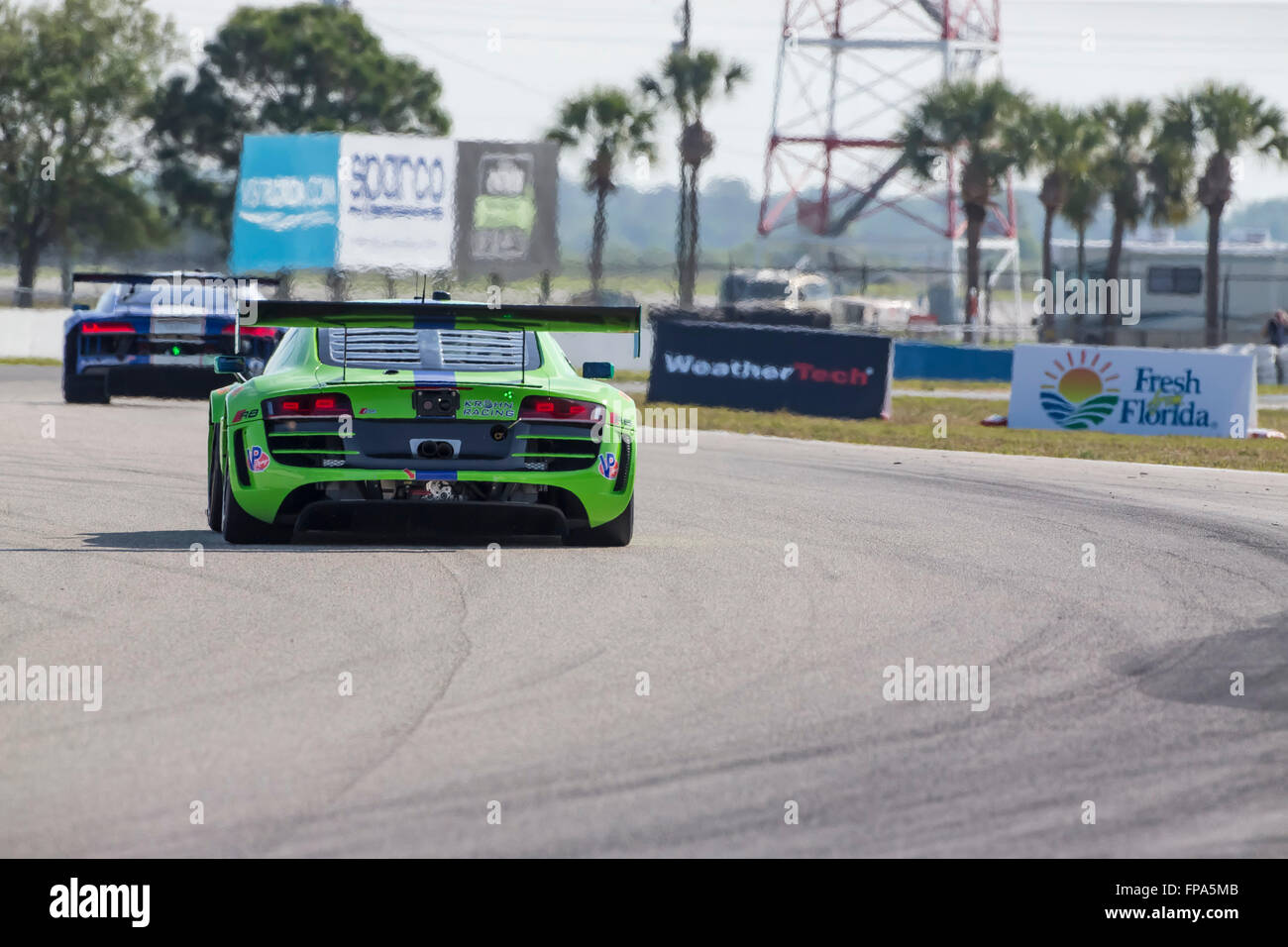 Flying lizard motorsports hi-res stock photography and images - Alamy