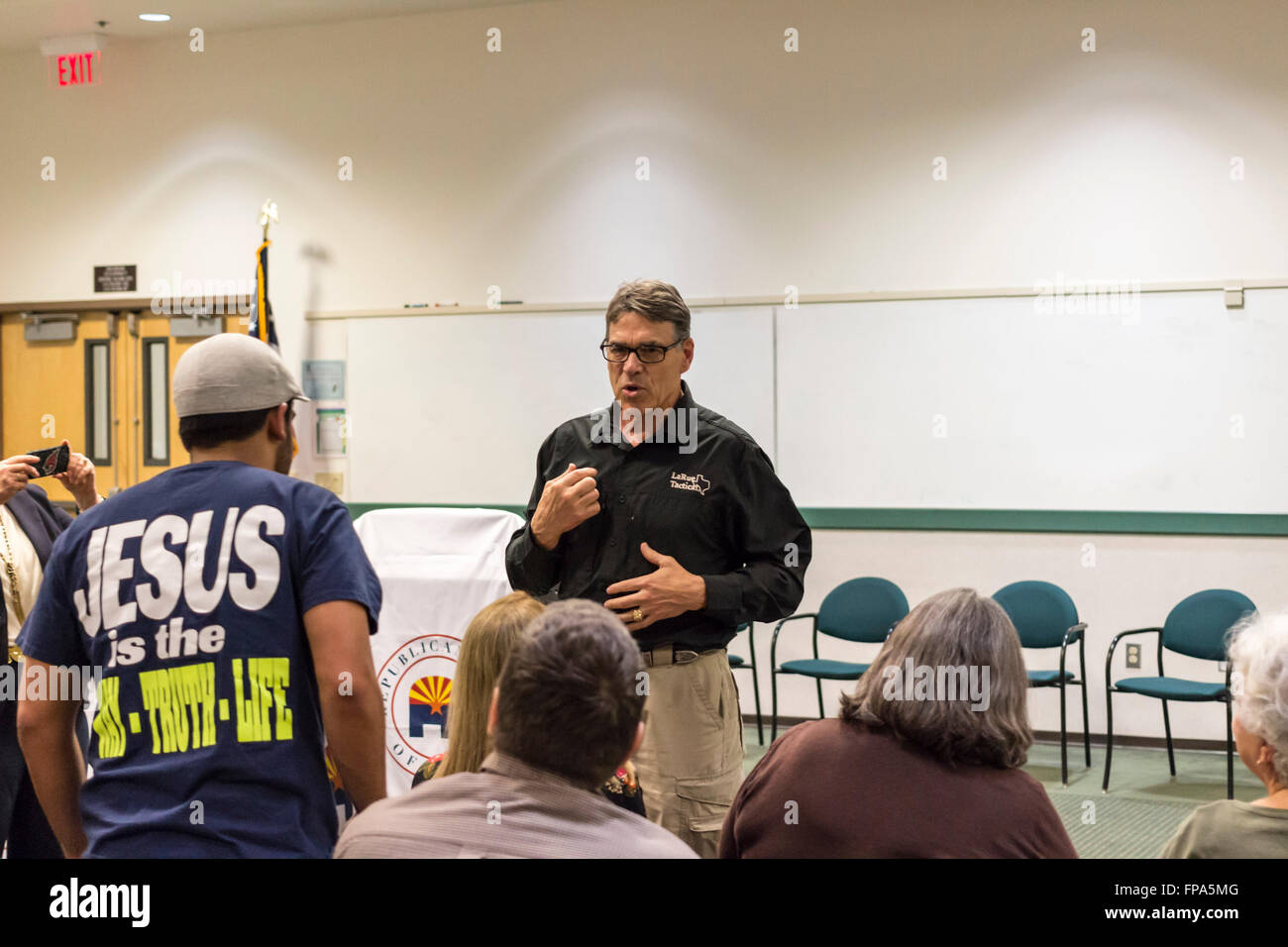 Mesa, Arizona, USA. 17th March, 2016. Governor Perry speaks in front of ...