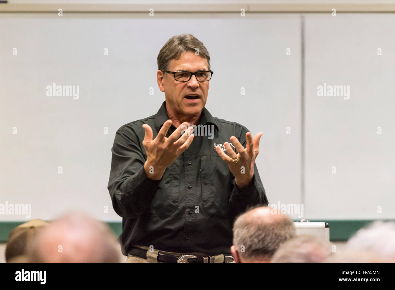 Mesa, Arizona, USA. 17th March, 2016. Governor Perry speaks in front of ...