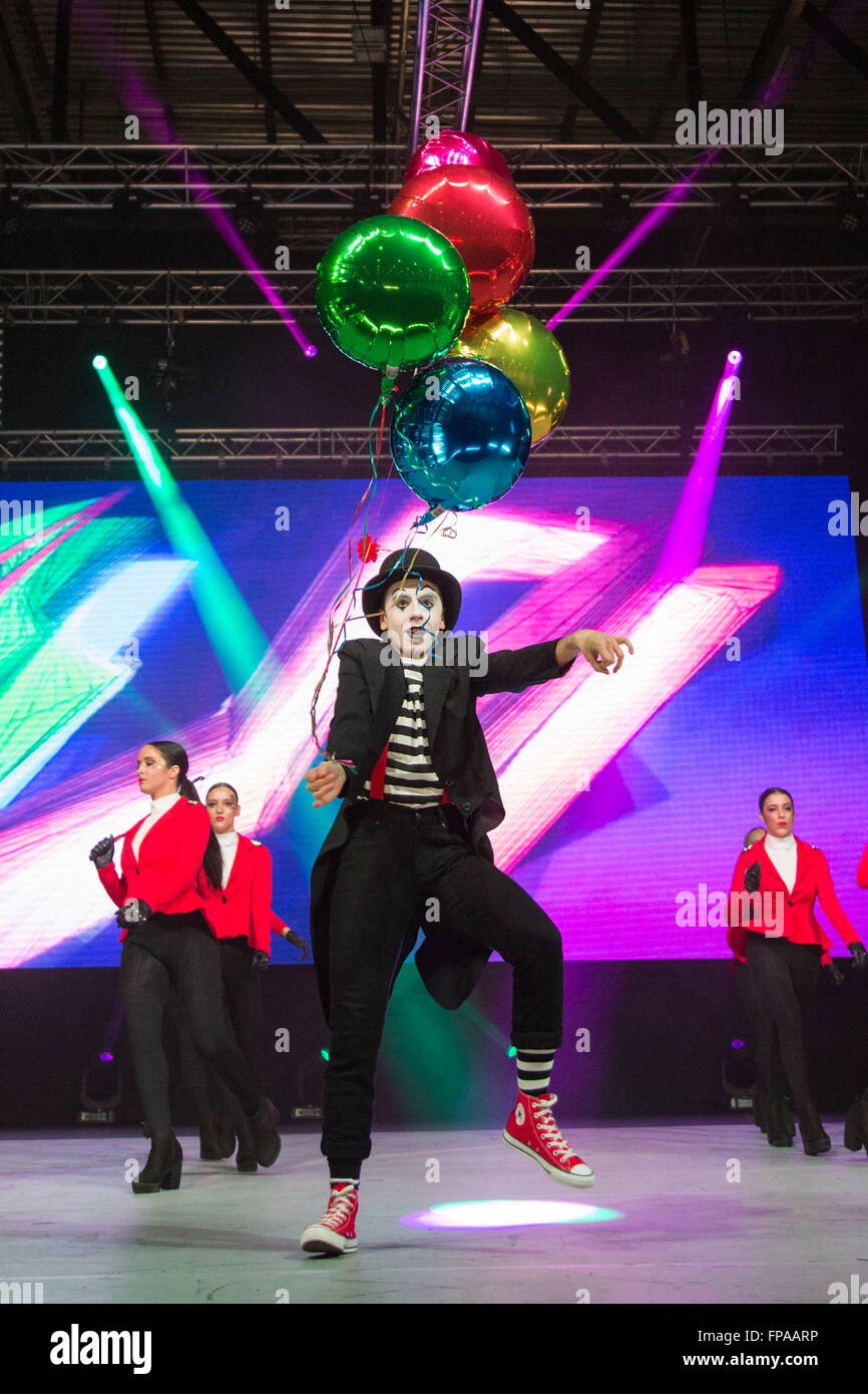 London, UK. 18 March 2016. A circus-inspired performance from students ...