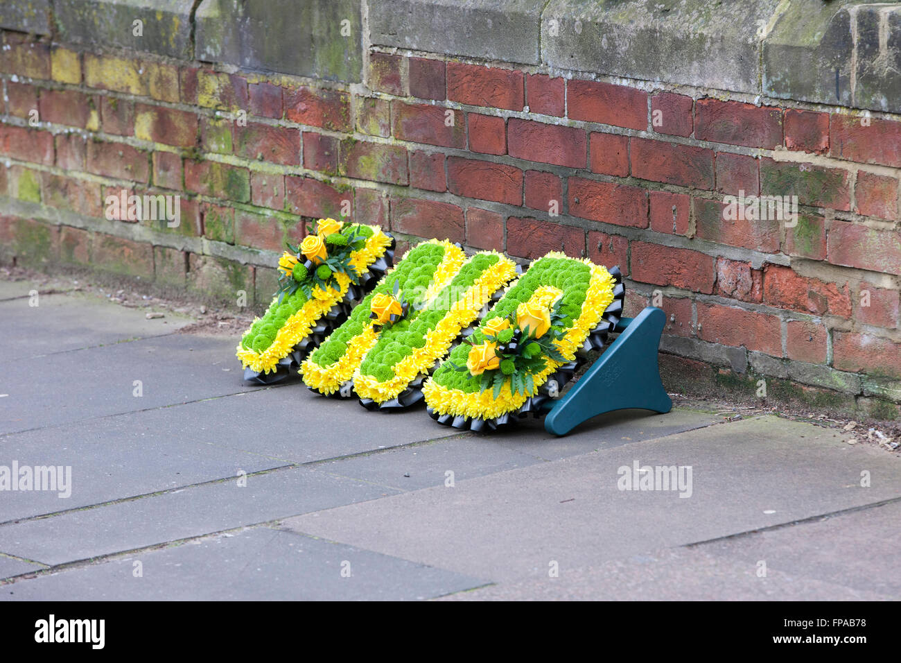 India chipchase hi-res stock photography and images - Alamy