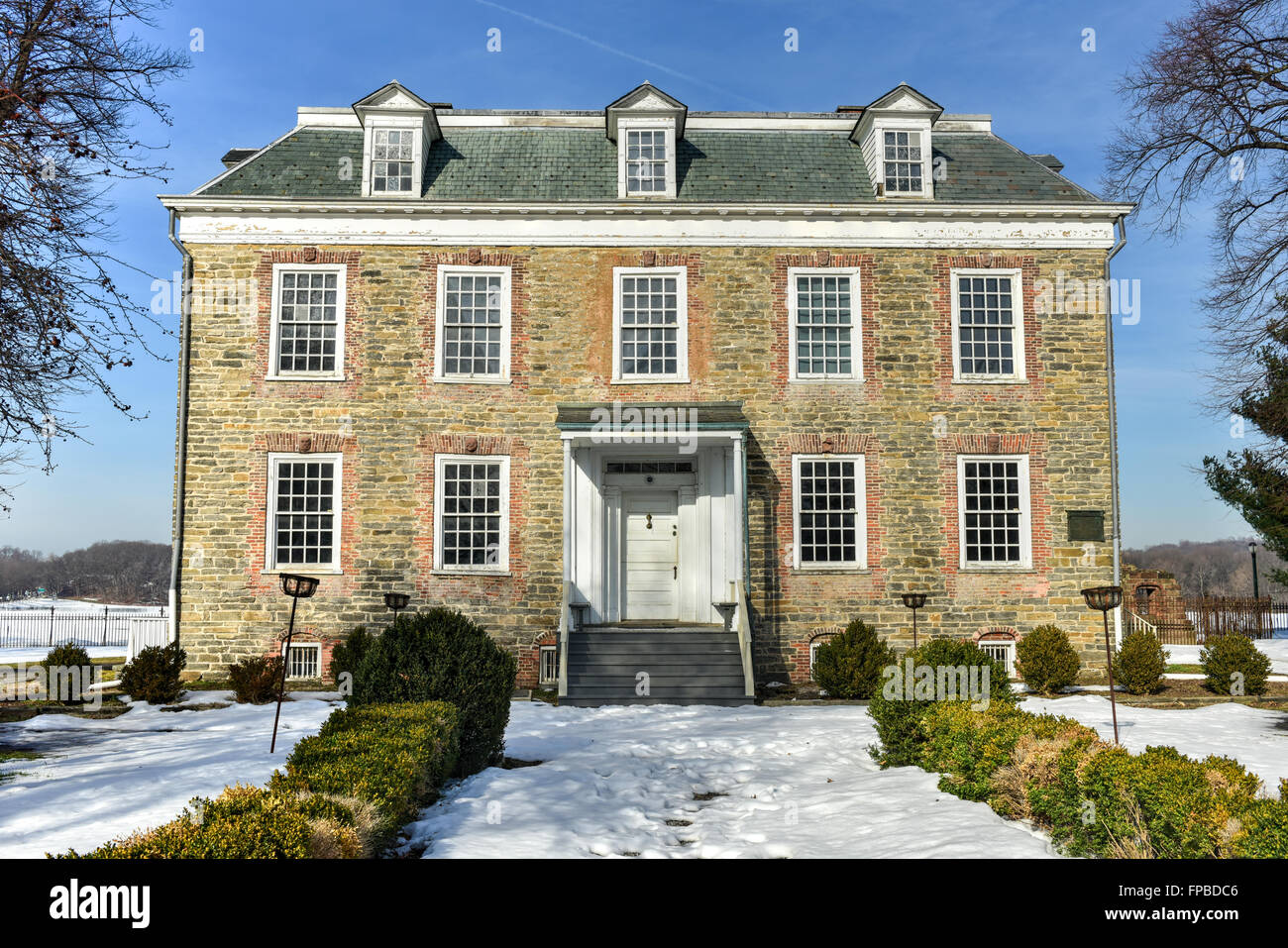 The georgian manor house hi-res stock photography and images - Alamy