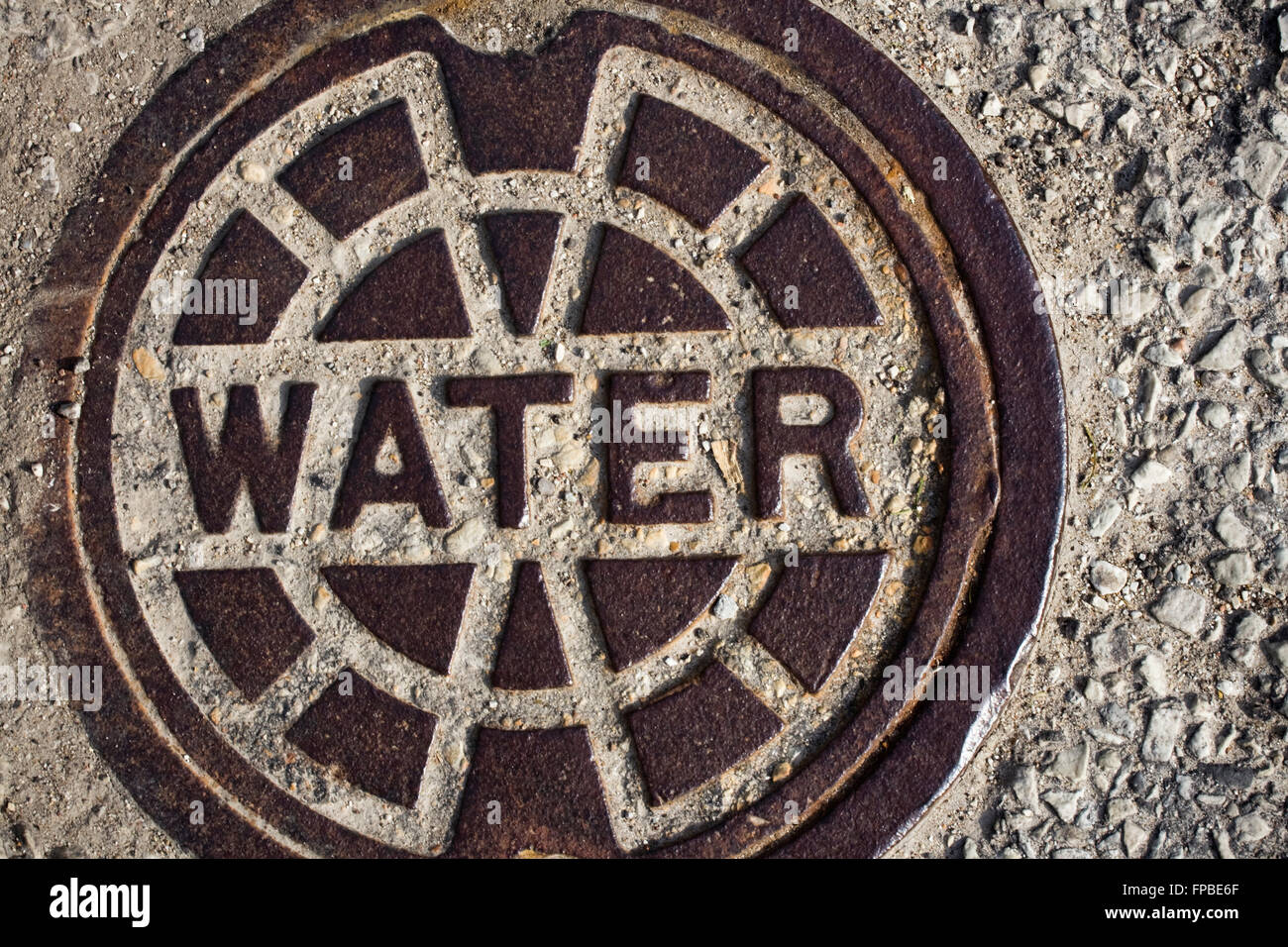 Cast iron manhole cover hi-res stock photography and images - Alamy
