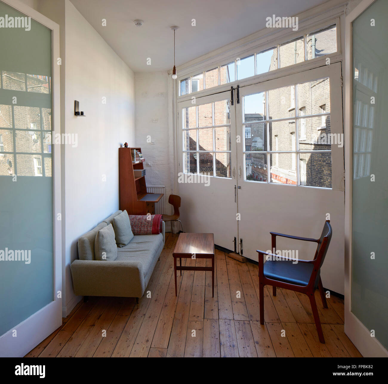 Break out area in former hoist space. DSDHA architectural office ...