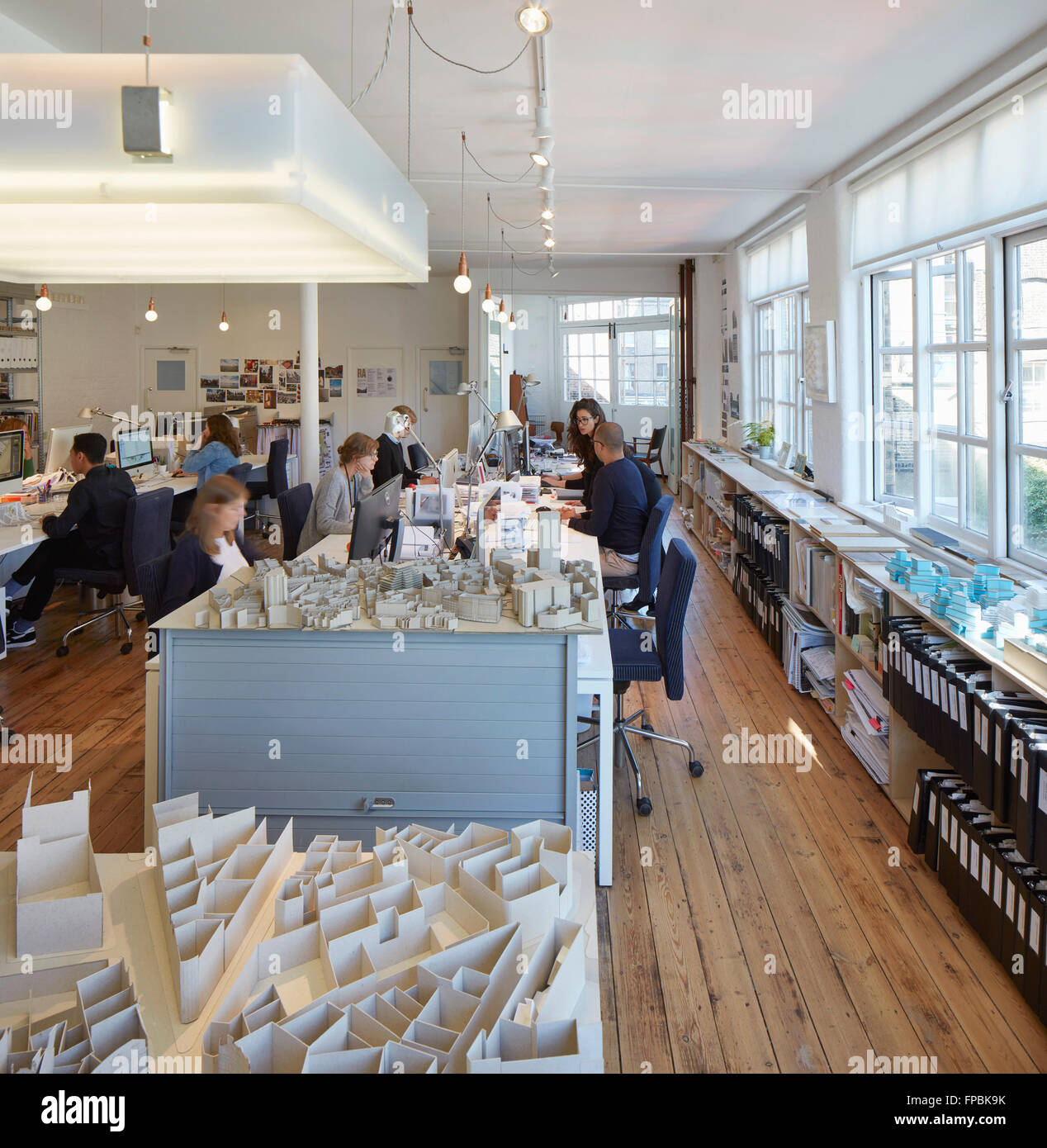 Models and work desks with ample daylight. DSDHA architectural office ...