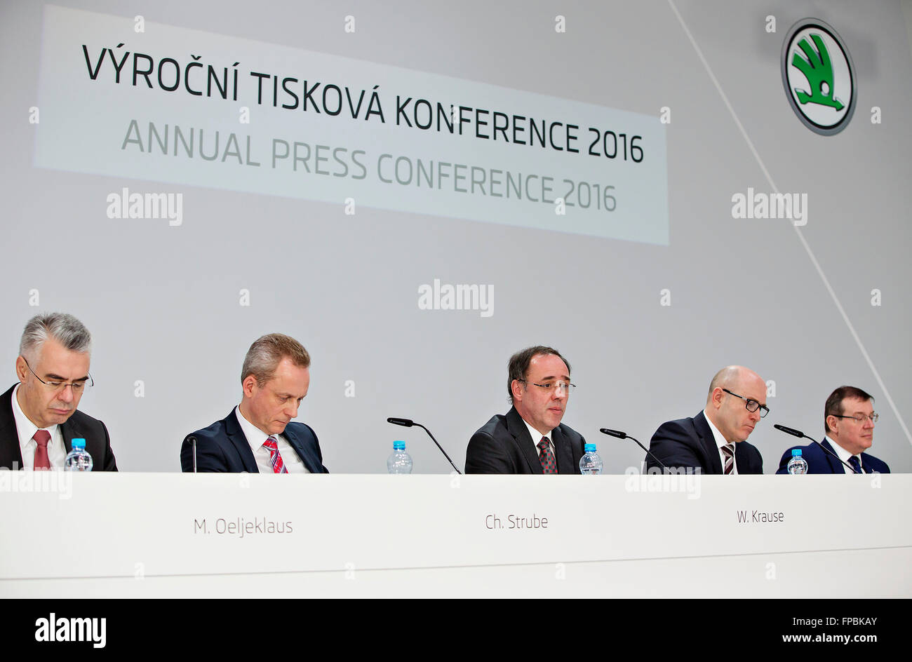 From left to right board members of Czech car maker Skoda Auto Michael ...