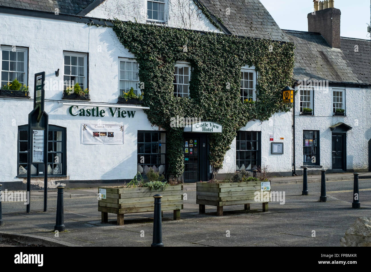 Welsh Border Castle High Resolution Stock Photography and Images - Alamy