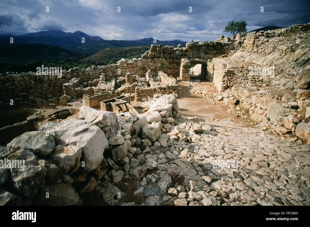 Mycenae ancient greece archaeology hi-res stock photography and images ...