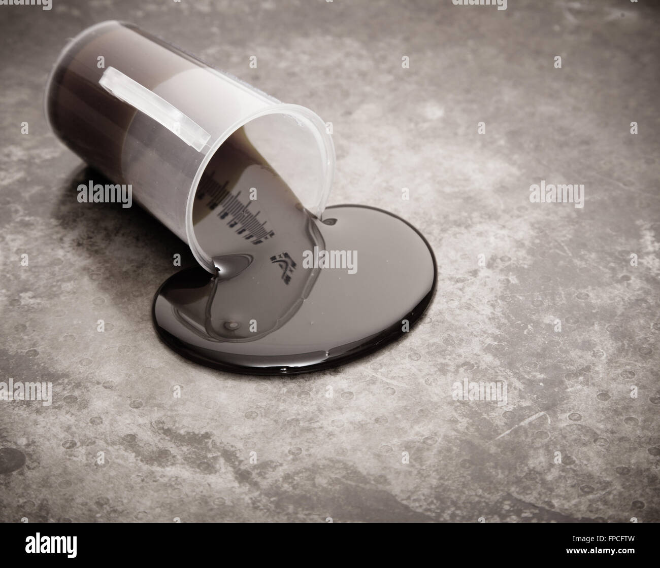 Crude oil hi-res stock photography and images - Alamy