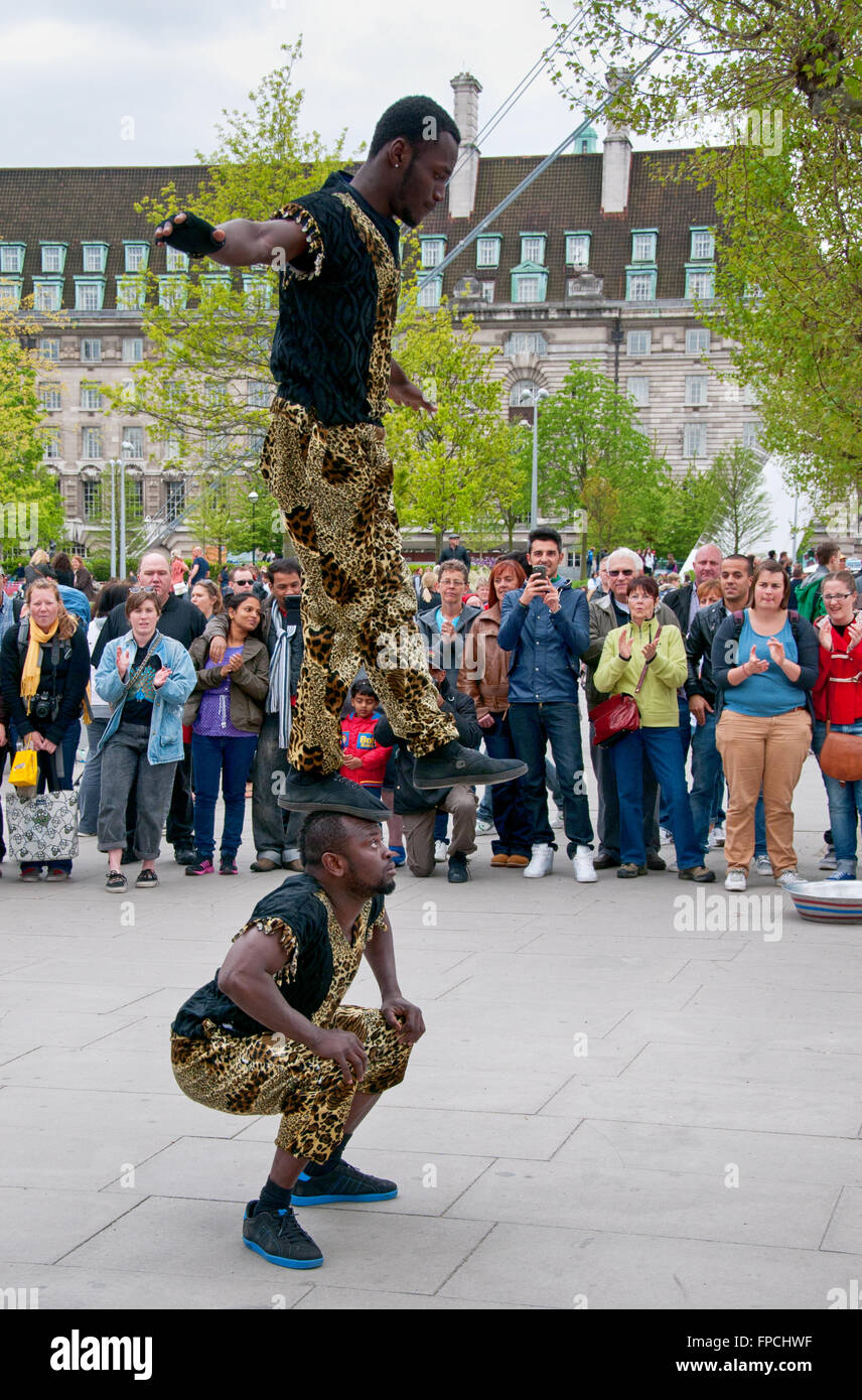 Acrobats And Crowd High Resolution Stock Photography and Images - Alamy