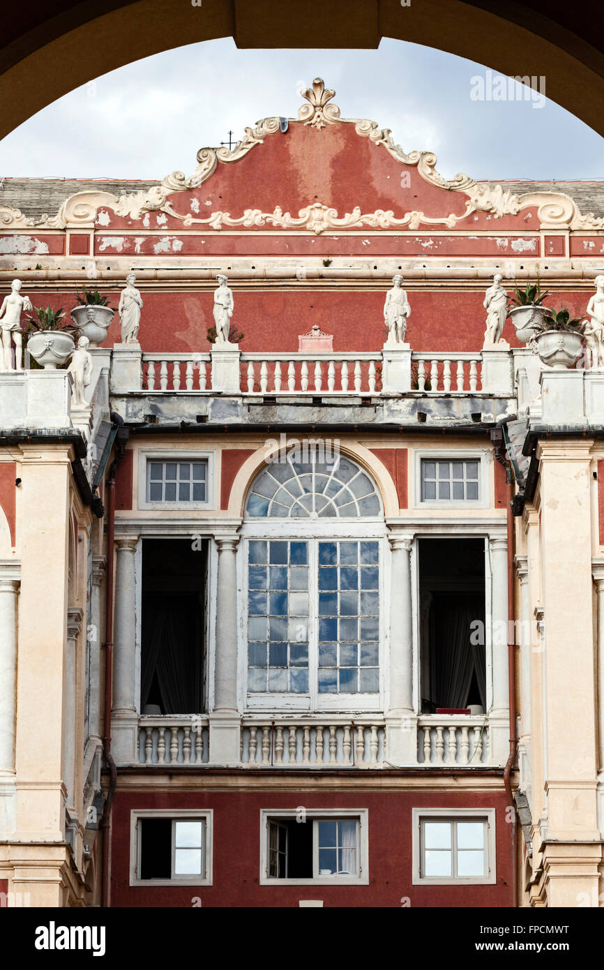 Genoa the royal palace hi-res stock photography and images - Alamy