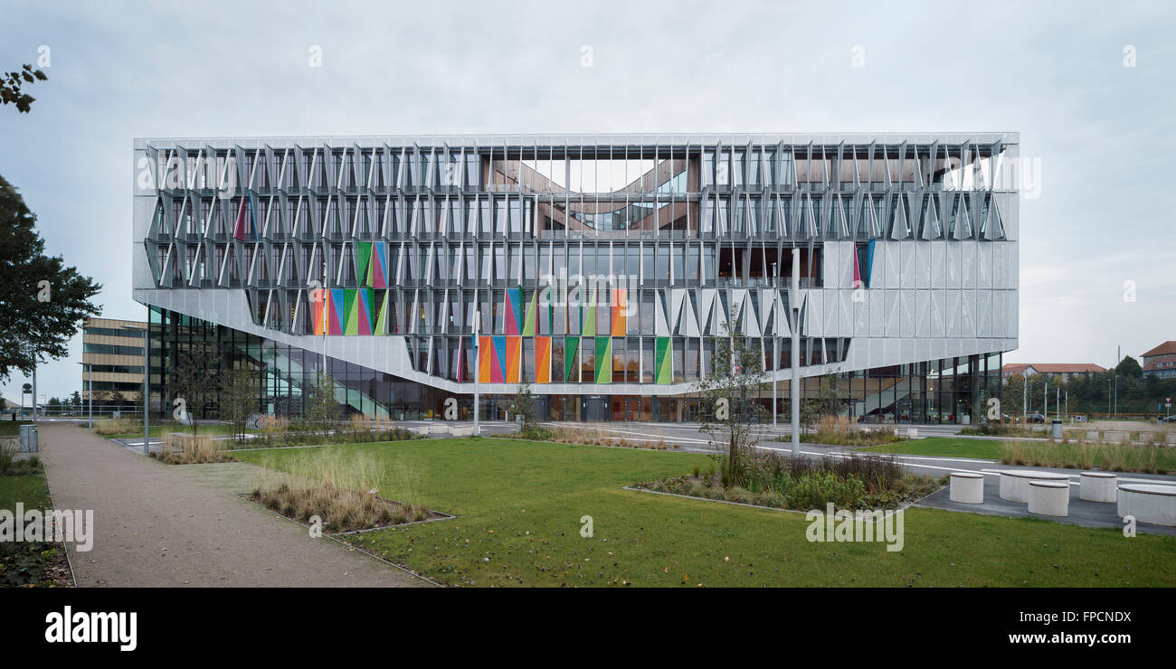 An exterior view of the new Kolding Campus building. Designed by Henning Larsen Architects Stock ...