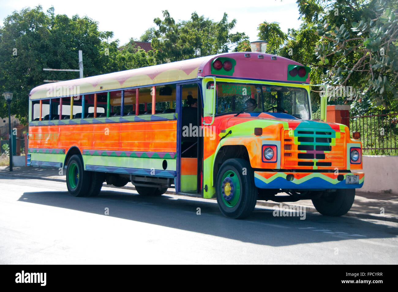 School Bus Front View Stock Photos & School Bus Front View Stock Images ...
