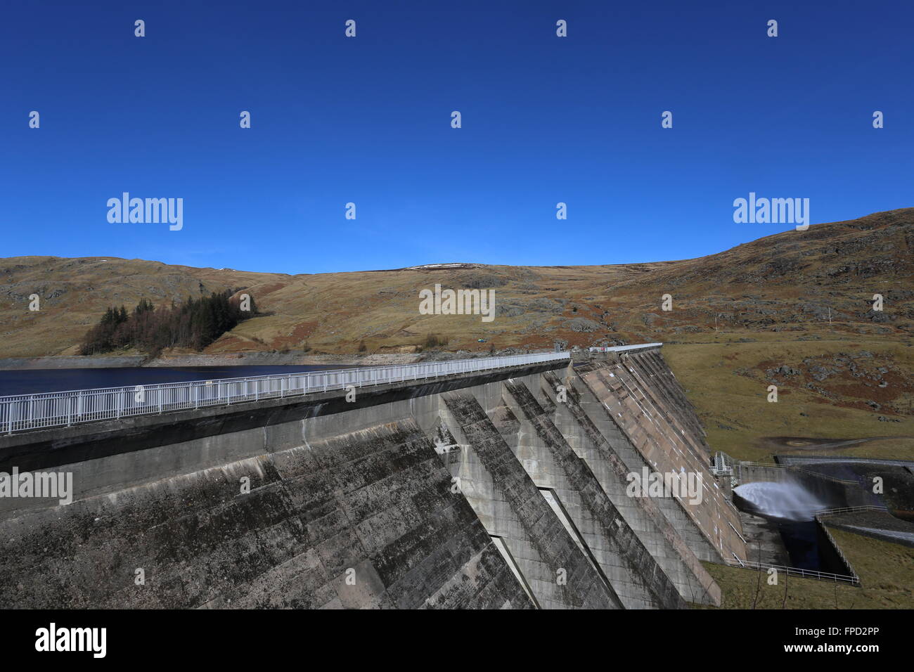 Glen loch dam hi-res stock photography and images - Alamy