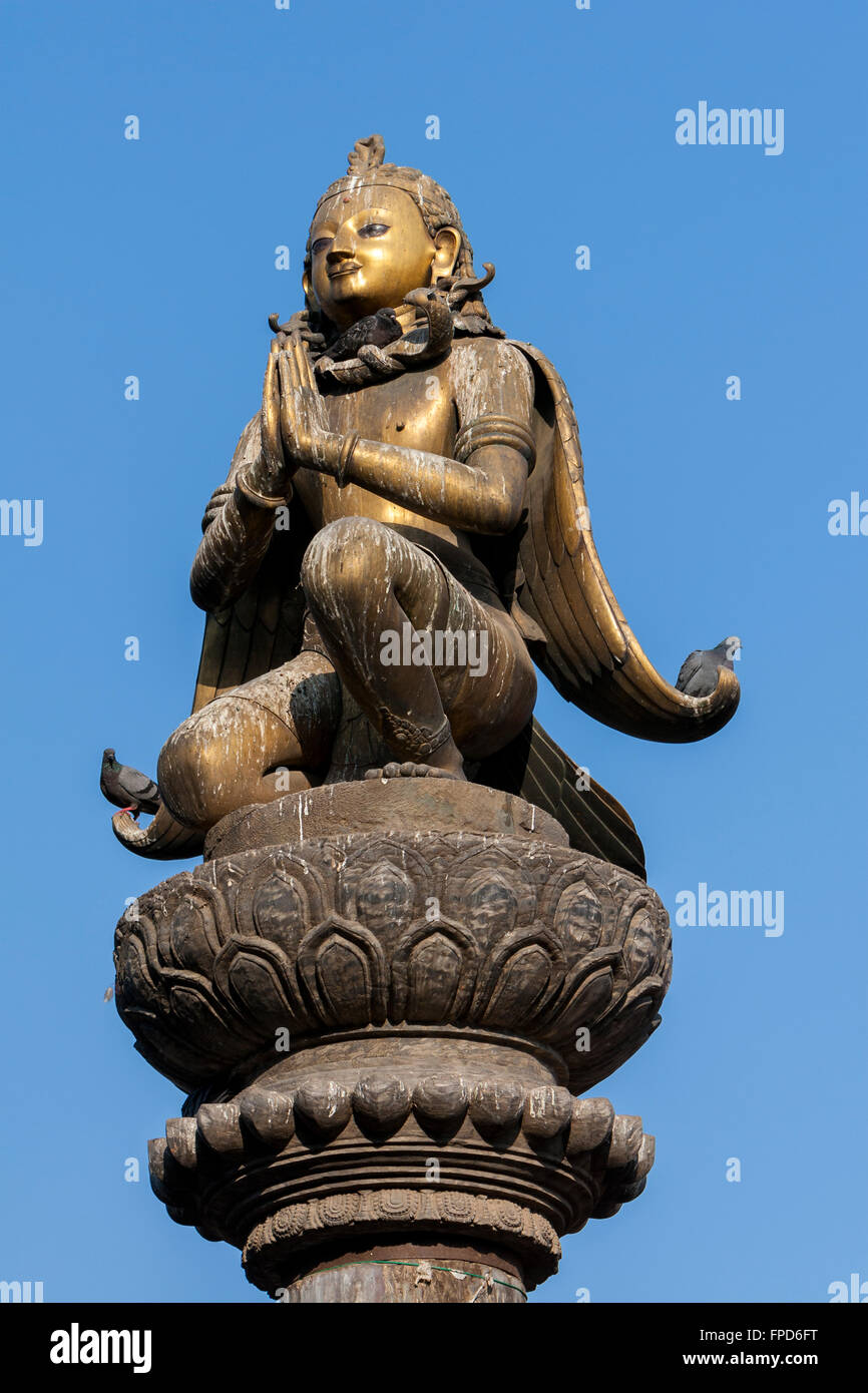 Garuda sculpture hi-res stock photography and images - Alamy