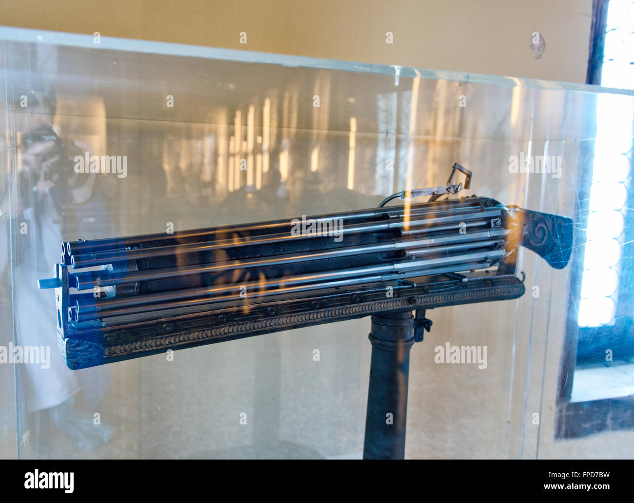 Old Gun Barrels High Resolution Stock Photography and Images - Alamy