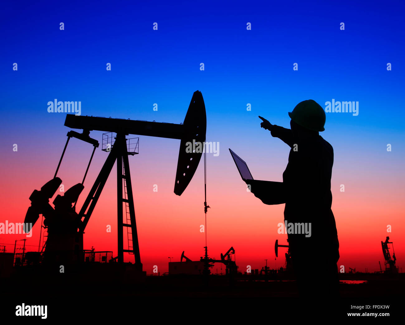 Oil field workers hi-res stock photography and images - Alamy