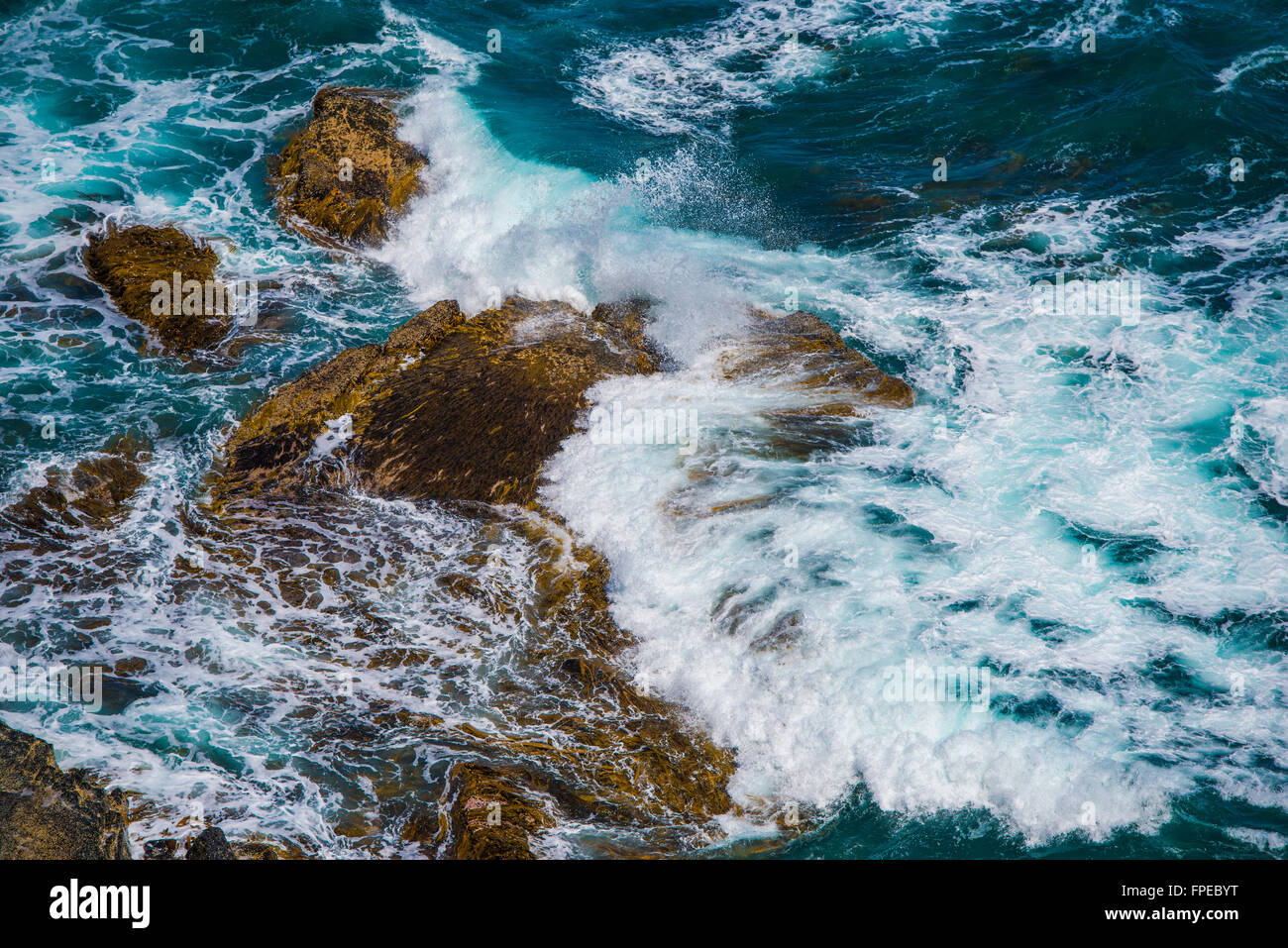 Reef waves hi-res stock photography and images - Alamy