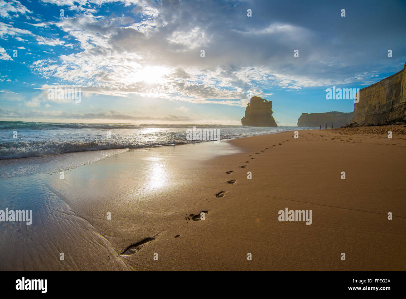 the Twelve Apostles, Beach walking footprints Stock Photo - Alamy