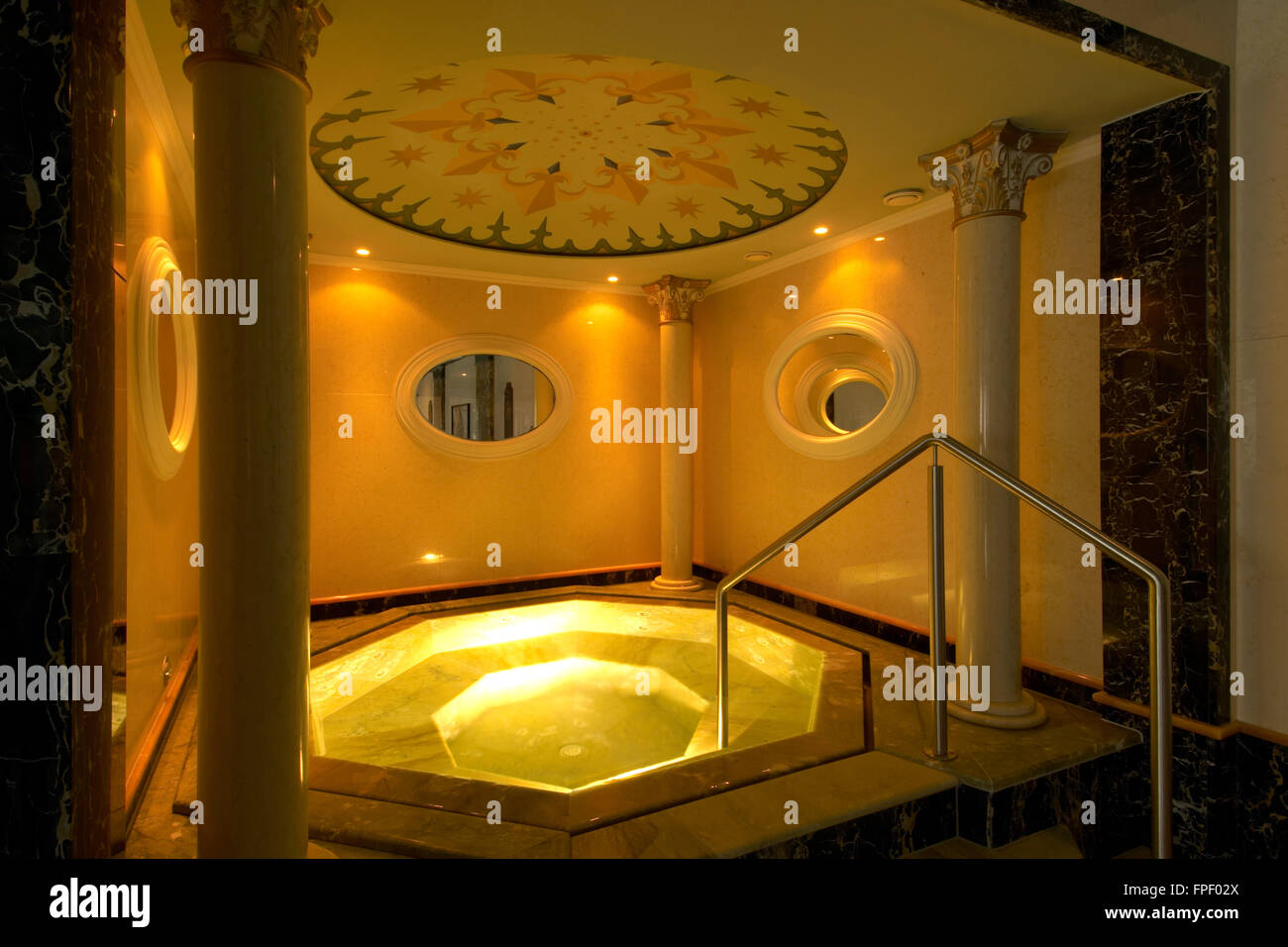 BRD, Rheinland-Pfalz, Bad Ems, Spa im Häcker`s Kurhotel Stock Photo - Alamy