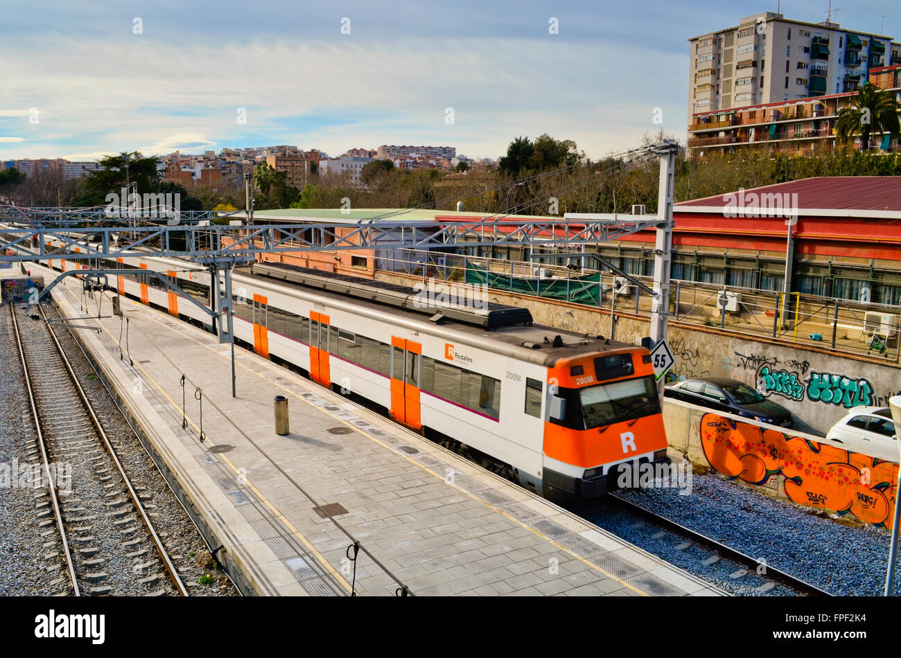 Province barcelona train station orange hi-res stock photography and ...