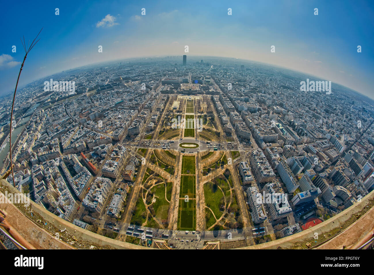 Fish eye view eiffel tower paris hi-res stock photography and images ...
