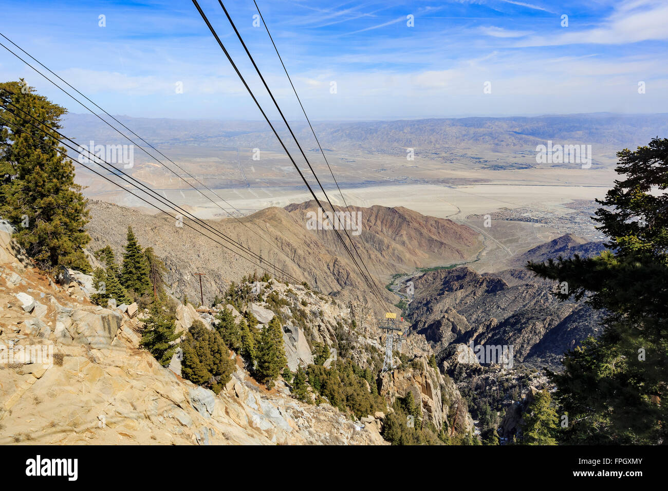 Aerial tram palm springs hi-res stock photography and images - Alamy