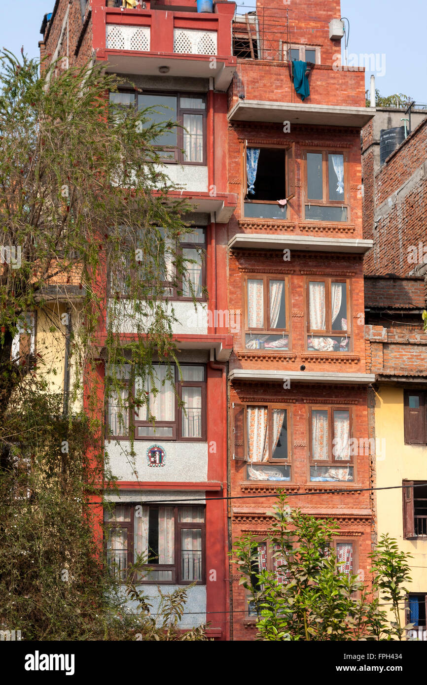 Tall and narrow house hi-res stock photography and images - Alamy