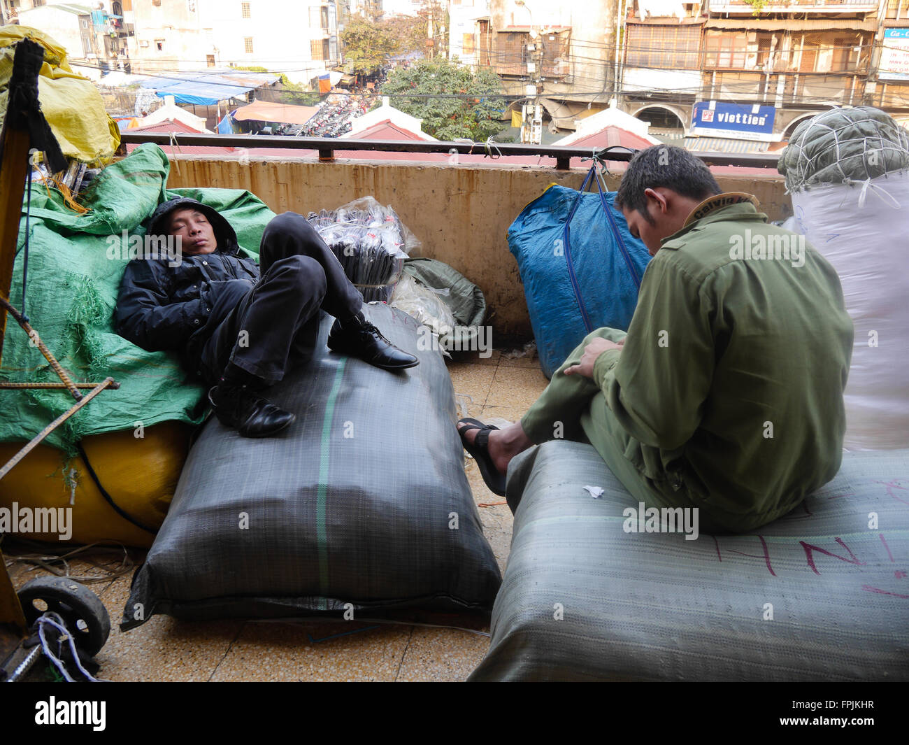 Two men sleeping together hi-res stock photography and images - Alamy
