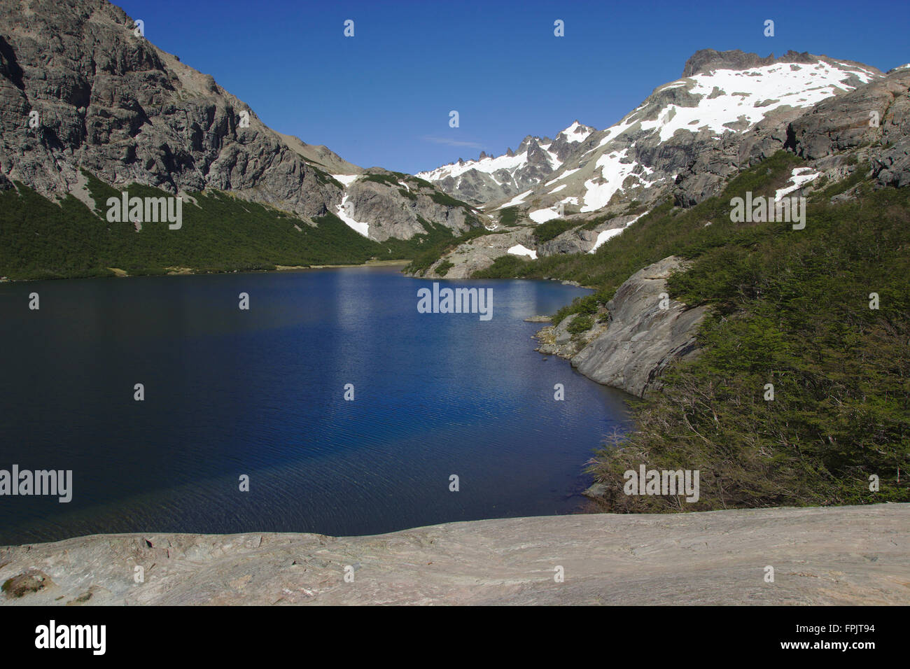 Laguna Jakob with Cerro Cuernos del Diablo, at Refugio Martin (Refugio ...