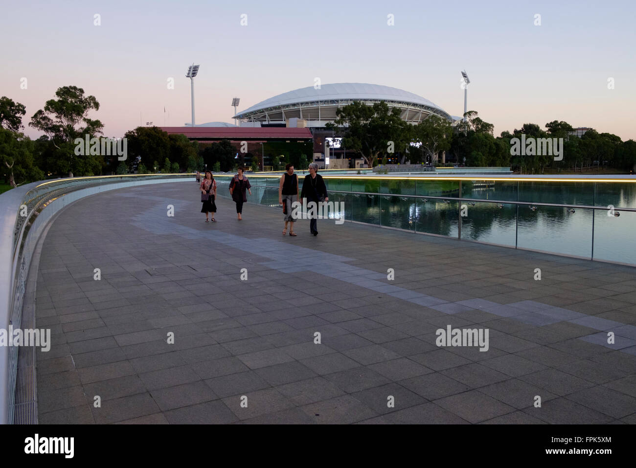 Early morning walk in Adelaide - Adelaide Oval Stock Photo - Alamy