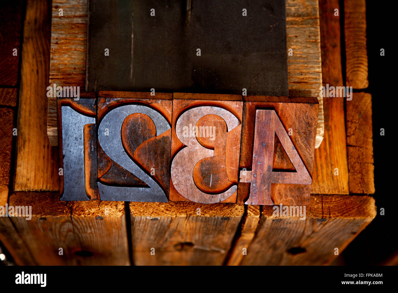 Wooden type letters used, stored, 1234, craftsmanship Stock Photo - Alamy