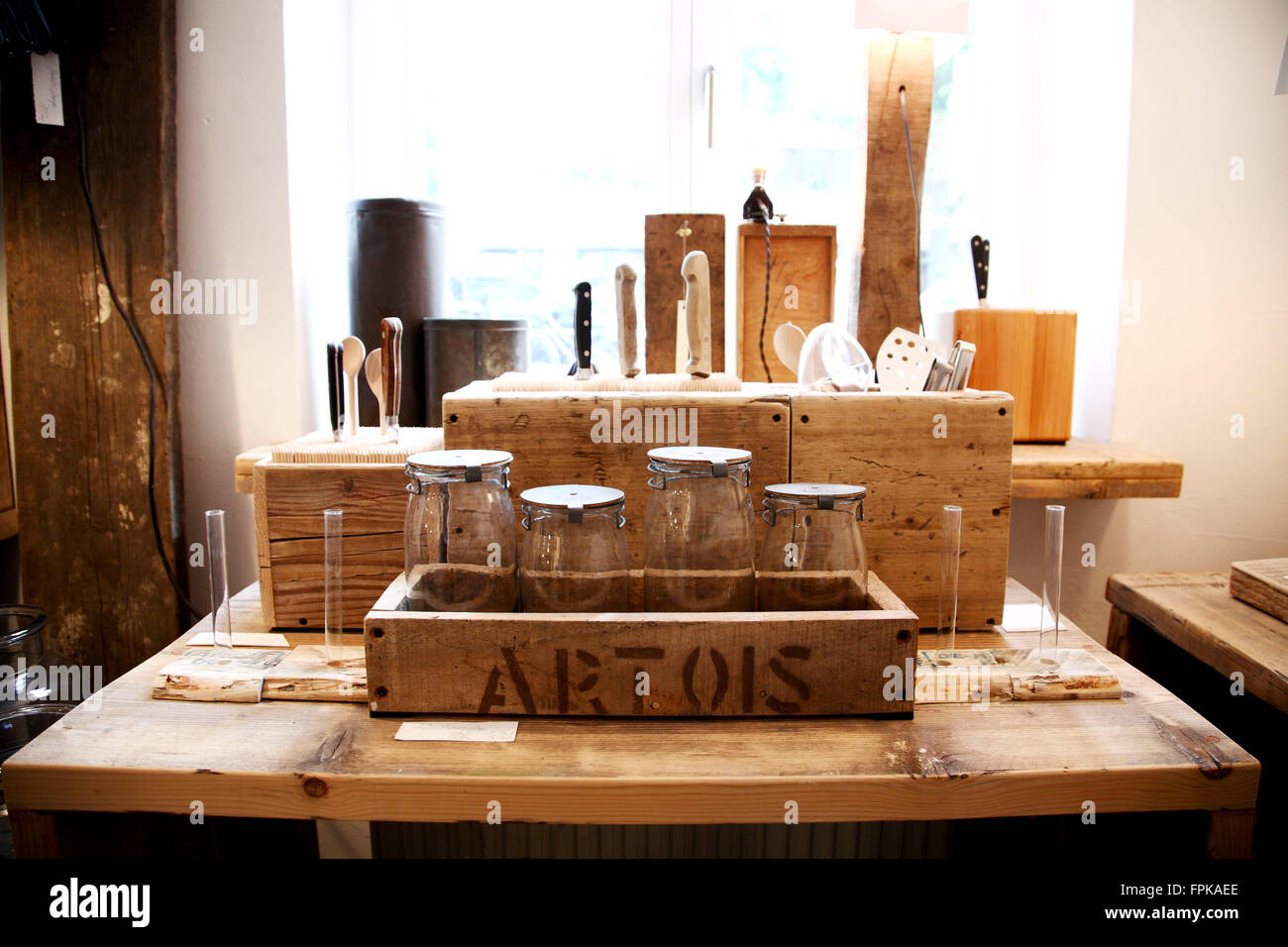 Rustic store front hi-res stock photography and images - Alamy