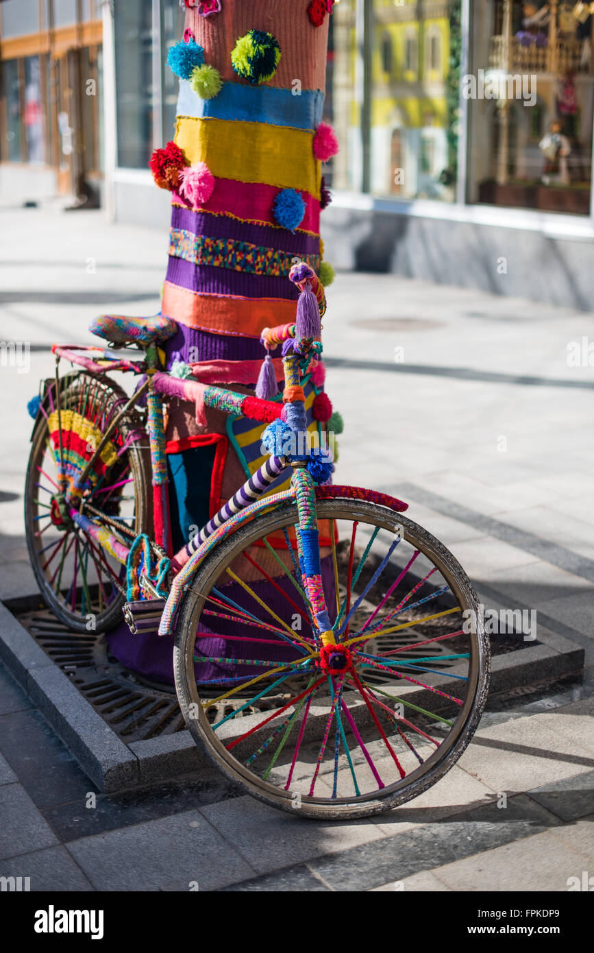 Sunny cloud cartoon hi-res stock photography and images - Alamy