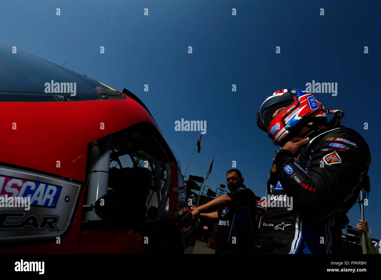 Fontana, CA, USA. 18th Mar, 2016. Fontana, CA - Mar 18, 2016: Darrell ...