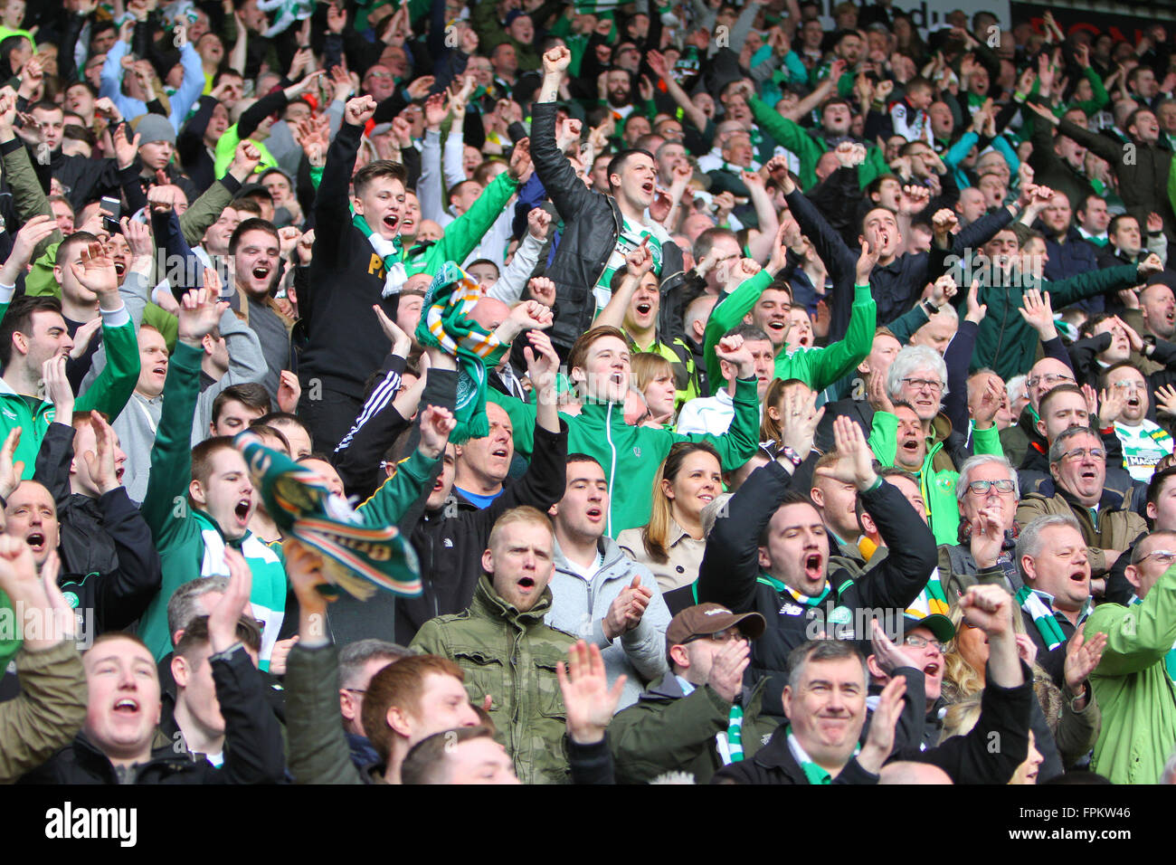 Football fans go wild hi-res stock photography and images - Alamy