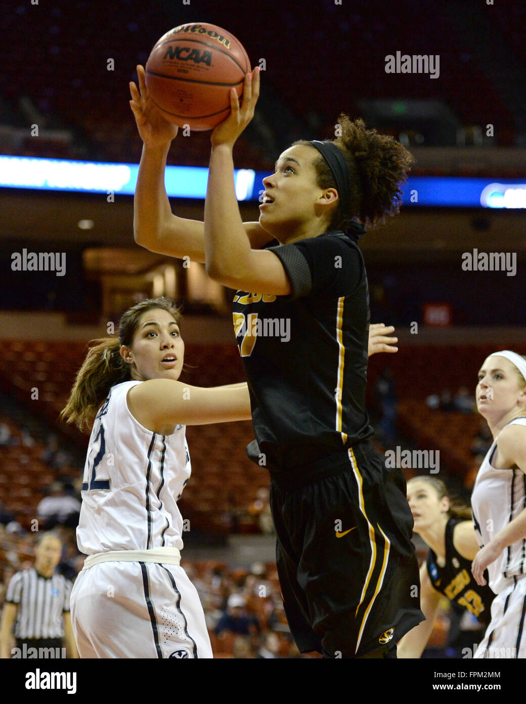March 19, 2016. Cierra Porter #21 of the Mizzou Tigers in action vs the ...