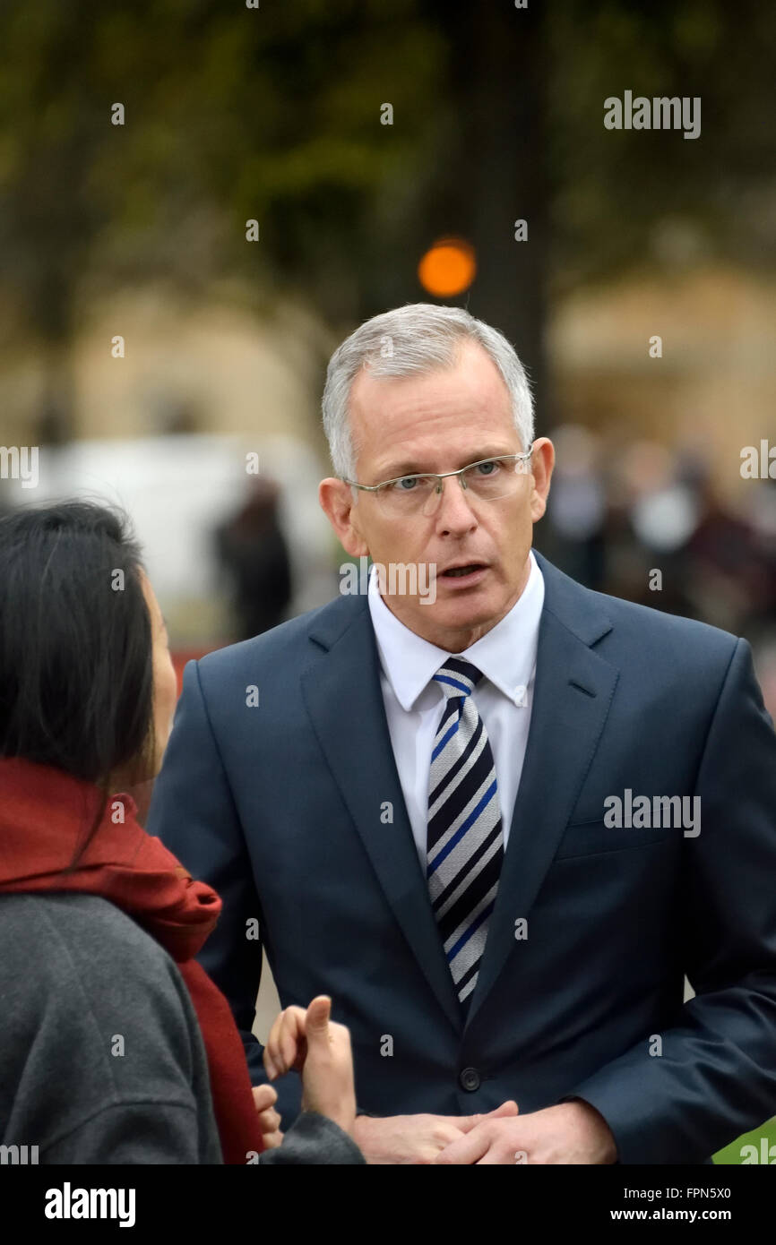 Former metropolitan police officer hi-res stock photography and images ...