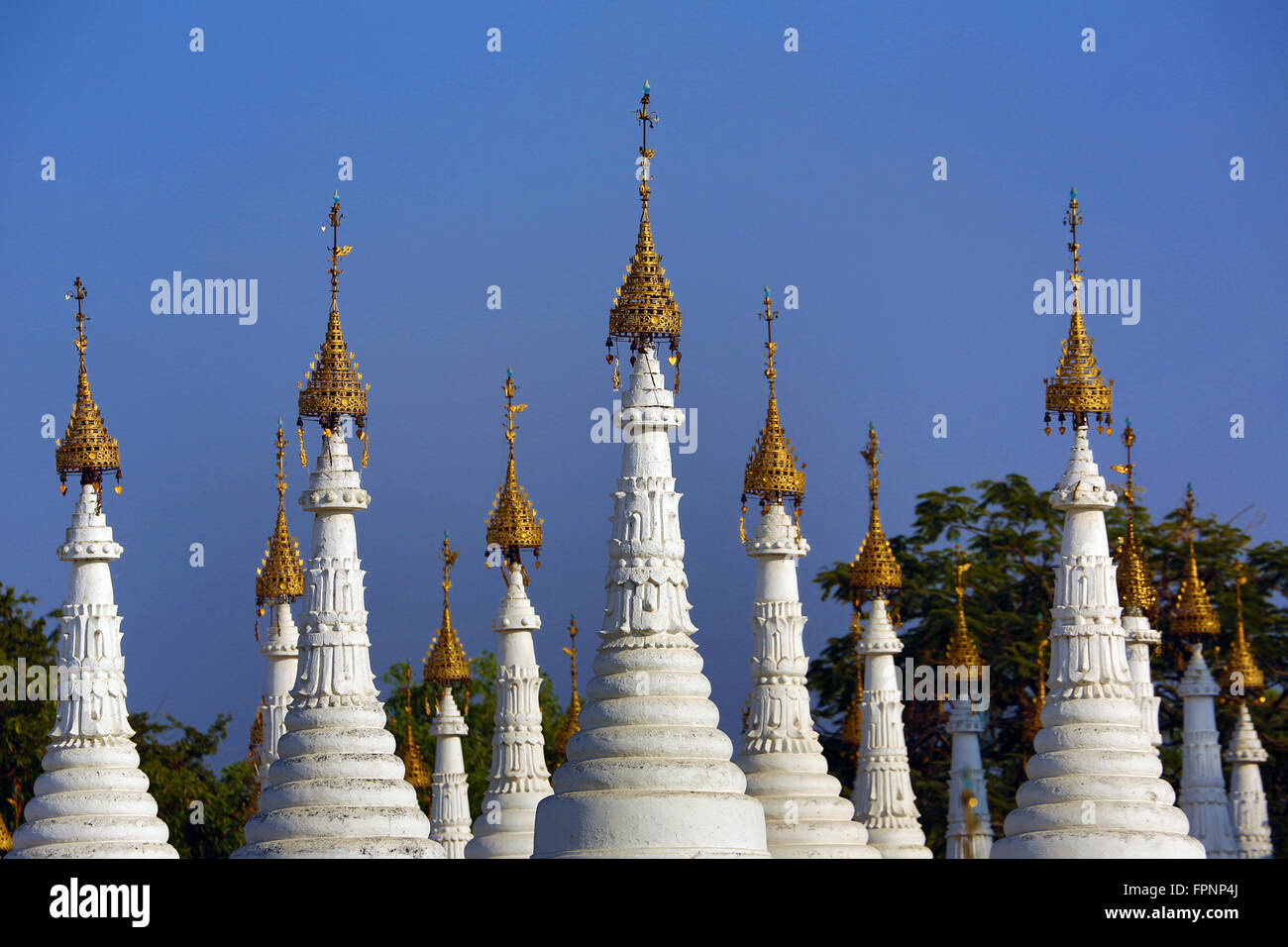 White dhamma ceti shrines at Sandamuni Pagoda, Mandalay, Myanmar (Burma ...