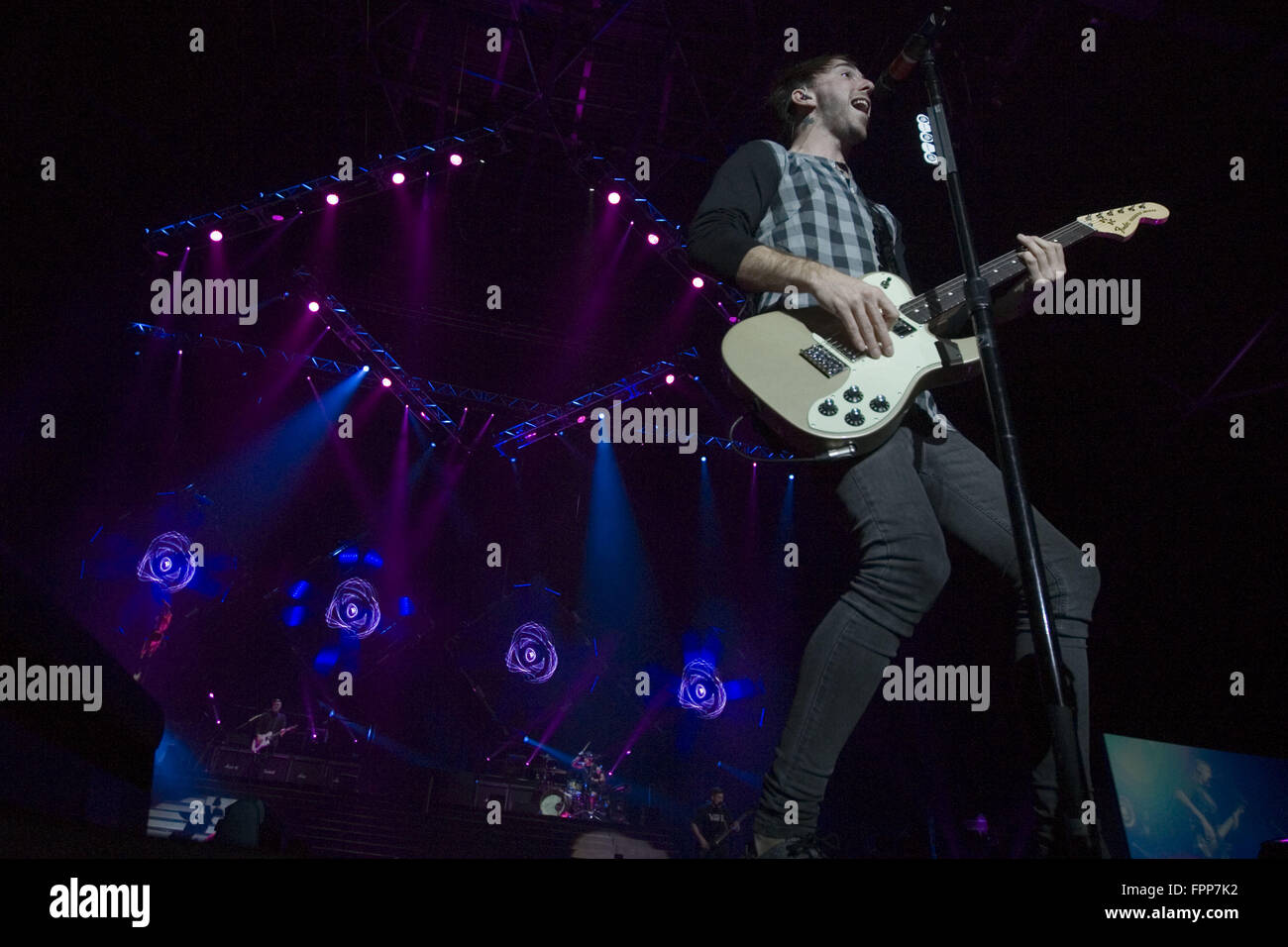 All Time Low perform at The SSE Hydro in Glasgow Featuring: All Time ...