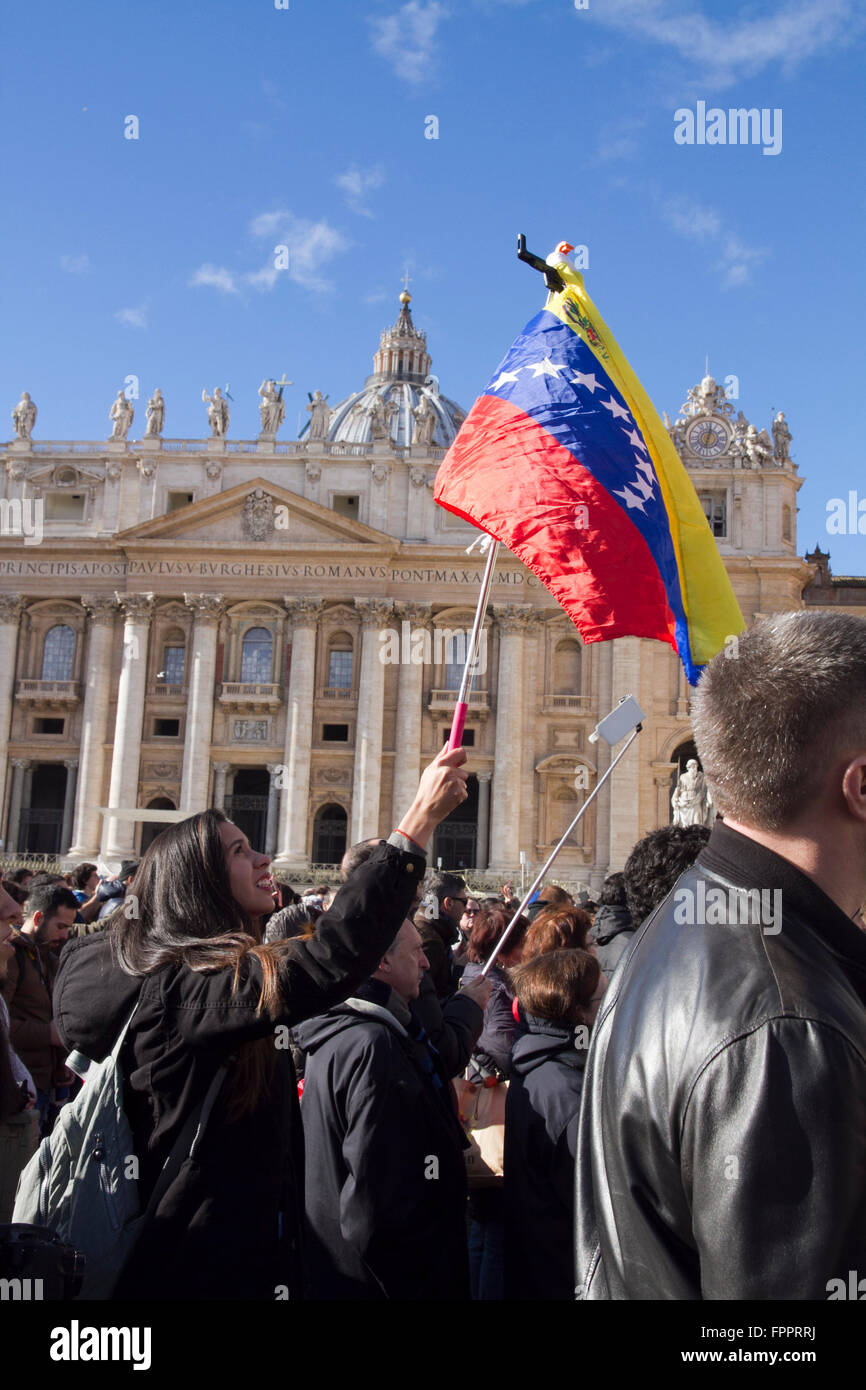 People from Venezuela in San Peter square Vatican Rome italy Stock ...