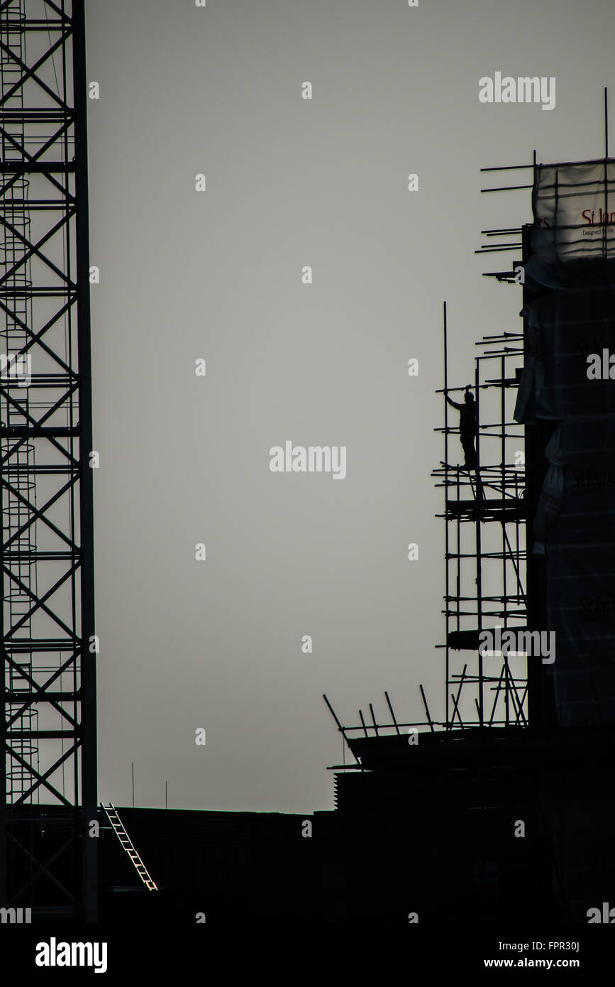 Scaffolding silhouette hi-res stock photography and images - Alamy